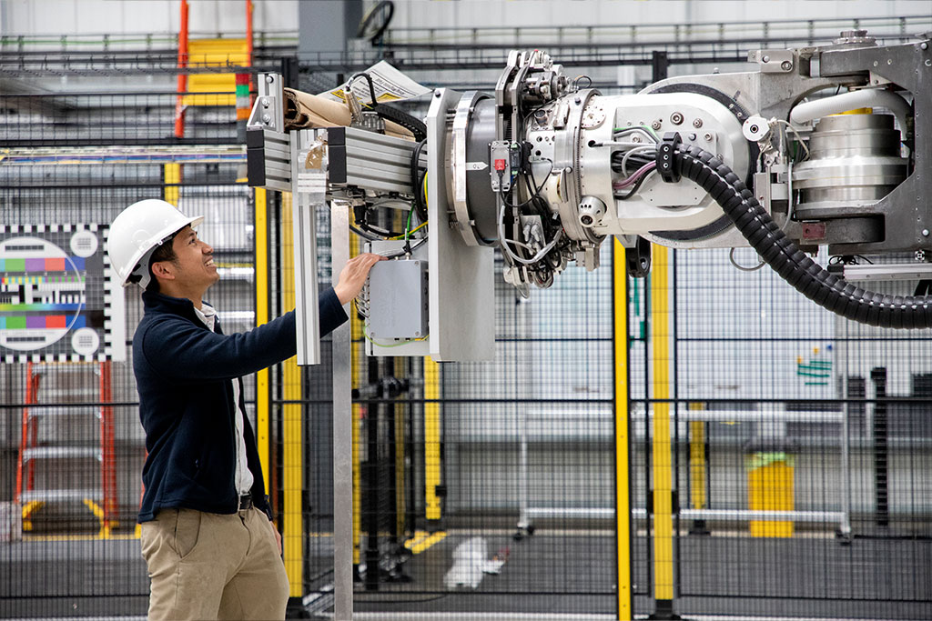 Faiz Rahman joins UKAEA’s graduate scheme after completing his student ...